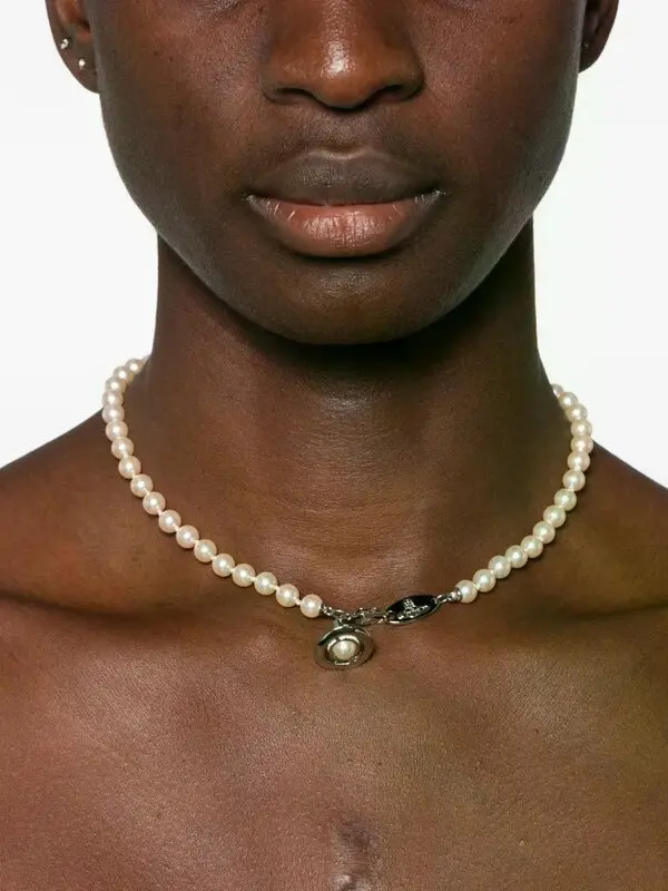 VIVIENNE WESTWOOD Simonetta Pearl Necklace