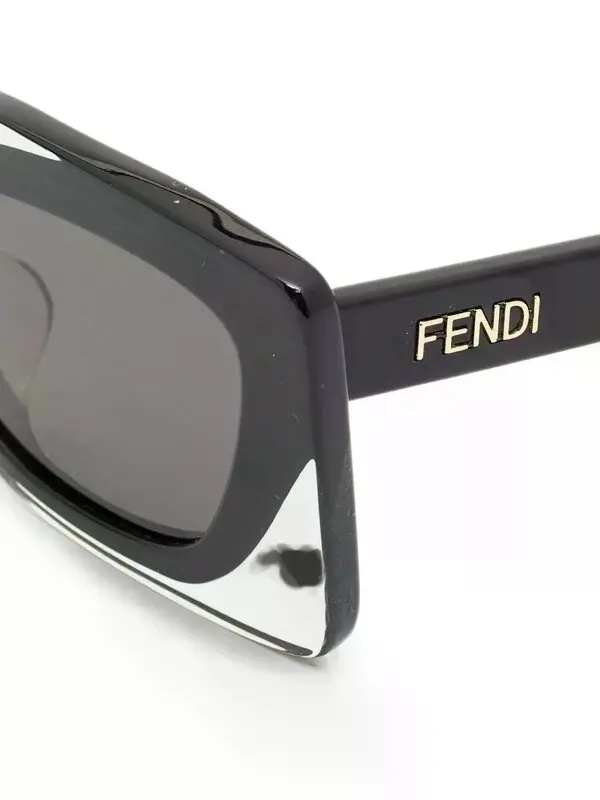 Fendi Fe40034u Feel Rectangle Sunglasses