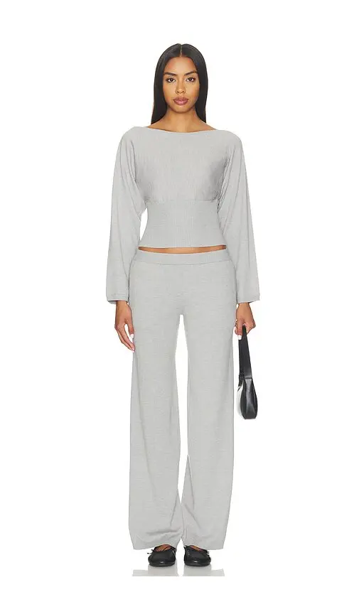 LOVERS AND FRIENDS Liza Off Shoulder Sweater In . Also - Grey