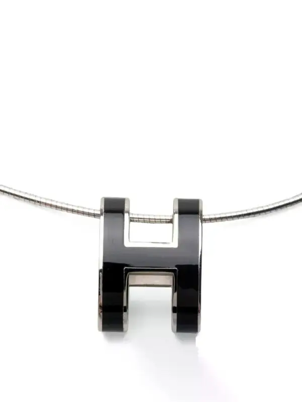 Hermès 2000-2010 Enamel Pop H Pendant Necklace Costume Necklace