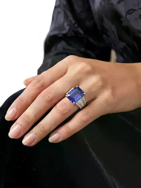 HYT JEWELRY Tanzanite And Diamond Ring