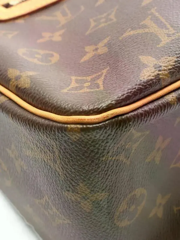 LOUIS VUITTON 2004 Gm Cite Monogram Canvas Shoulder Bag
