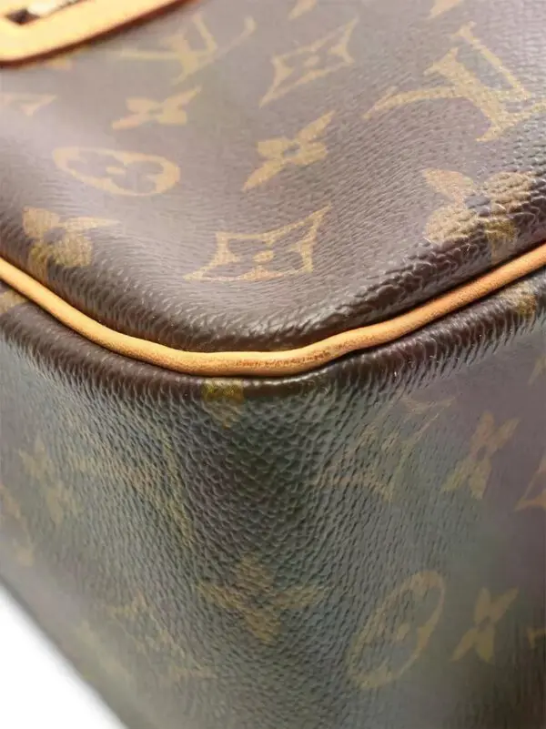 LOUIS VUITTON 2004 Gm Cite Monogram Canvas Shoulder Bag