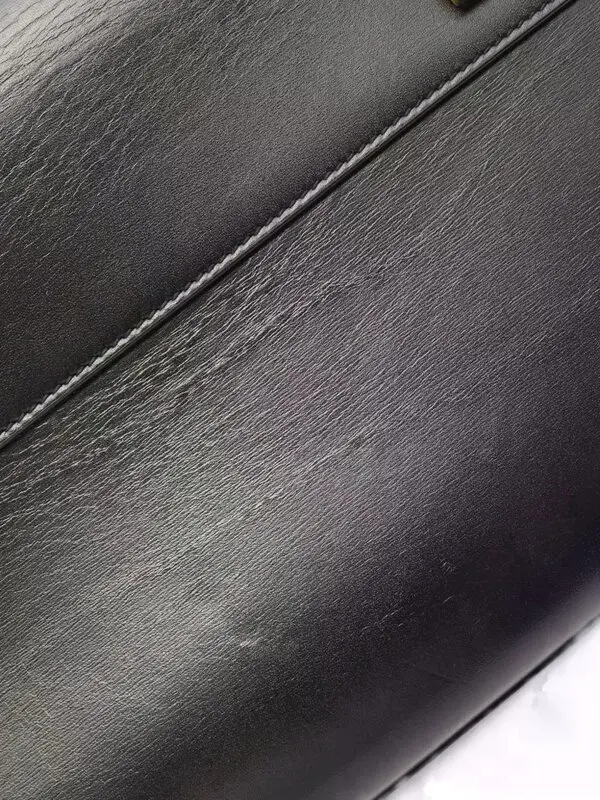 Saint Laurent 2010s Manhattan Shoulder Bag - Black