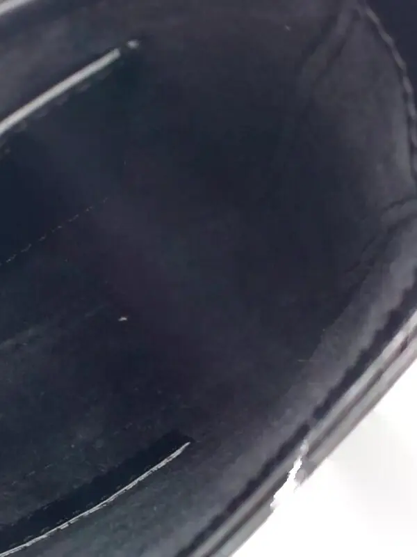 Saint Laurent 2010s Mini Le 5 À 7 Logo-plaque Shoulder Bag - Black