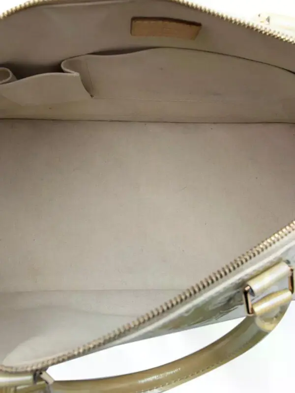 LOUIS VUITTON 2010 Monogram Vernis Alma Gm Handbag