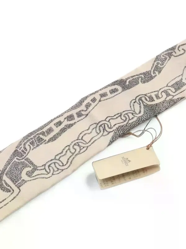 Hermès 2020s Boucles Et Maillons Twilly Scarf
