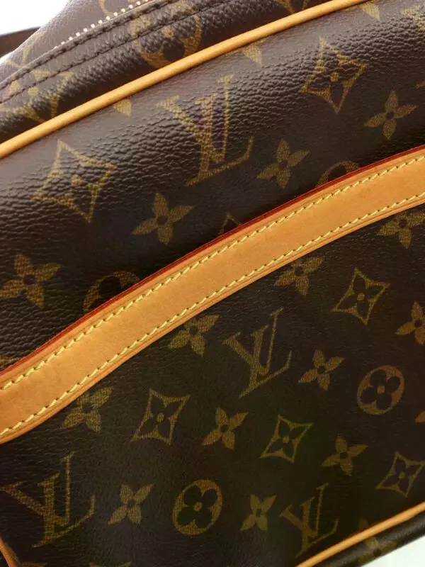 LOUIS VUITTON 2002 Reporter Pm Monogram Shoulder Bag