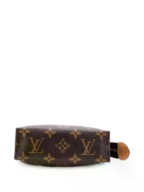 LOUIS VUITTON Toiletry Monogram Canvas 15 Pouch