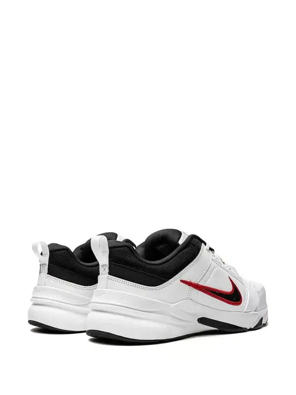 Nike Defy All Day /black Sneakers