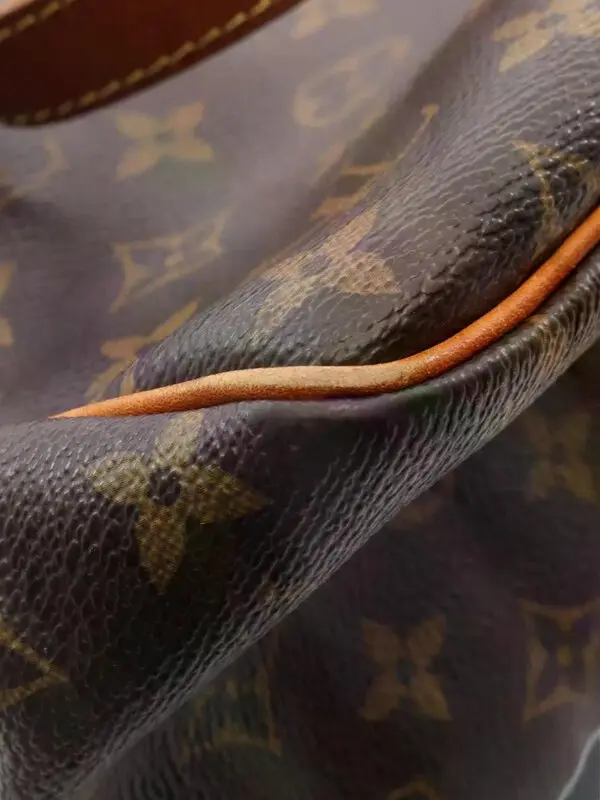 LOUIS VUITTON 2008 Batignolles Vertical Monogram Tote Bag