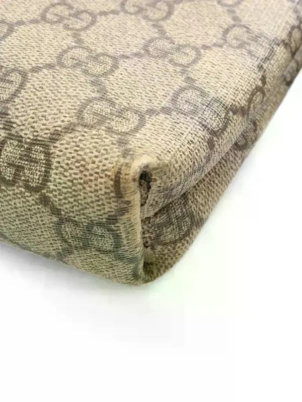 Gucci 2000s Gg Supreme Web Messenger Bag