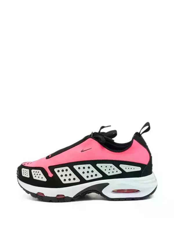 Nike Air Max Sunder Low-top Sneakers