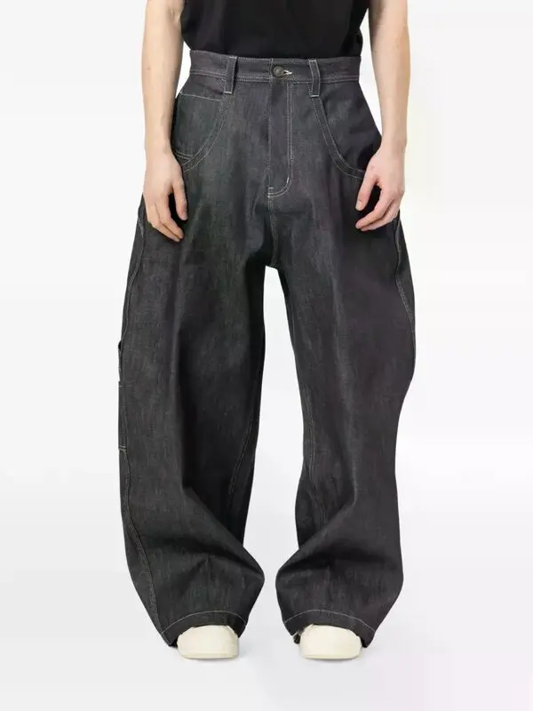 PROTOCOL INDEX Curved-seam Jeans