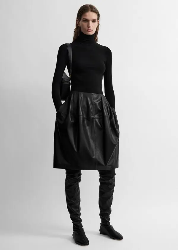 TOTEME Compact Jersey Turtleneck