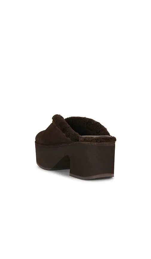 Cult Gaia Tazz Mule In . Also