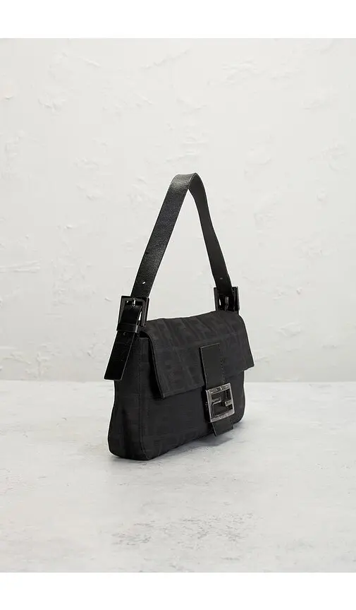 FWRD RENEW Fendi Zucca Baguette Shoulder Bag - Black