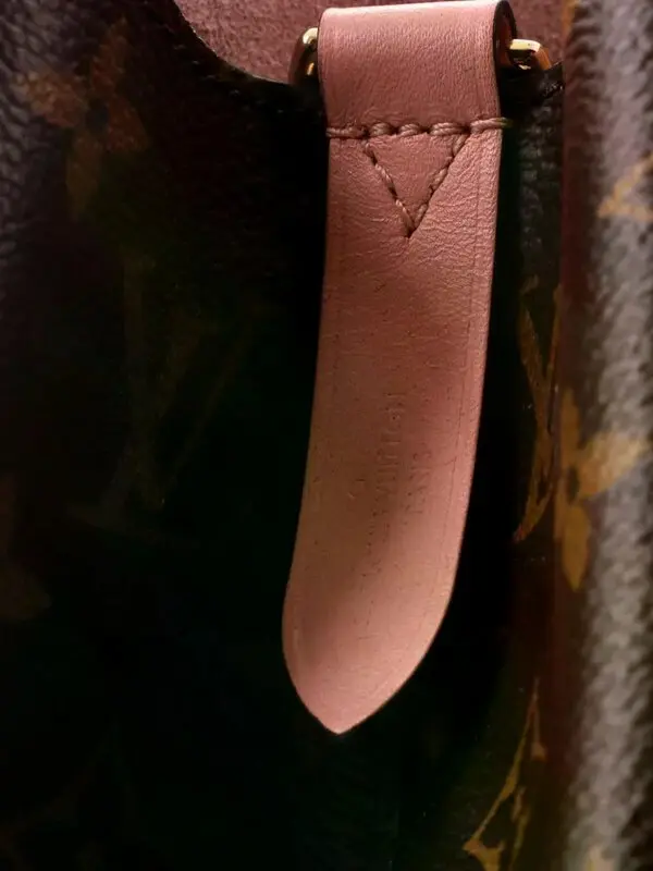 LOUIS VUITTON Neonoe Handbag Monogram Canvas With Leather Mm Bucket Bag - Brown