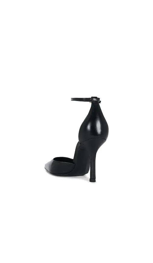 Schutz Jenny Pump In . Also