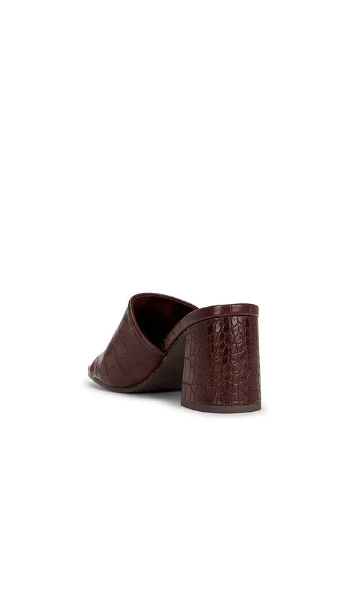 Seychelles Adapt 3 Sandals In . Also