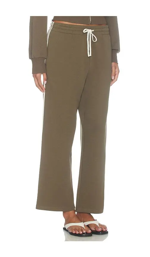 PERFECTWHITETEE Claud Travel Track Pant In . Also