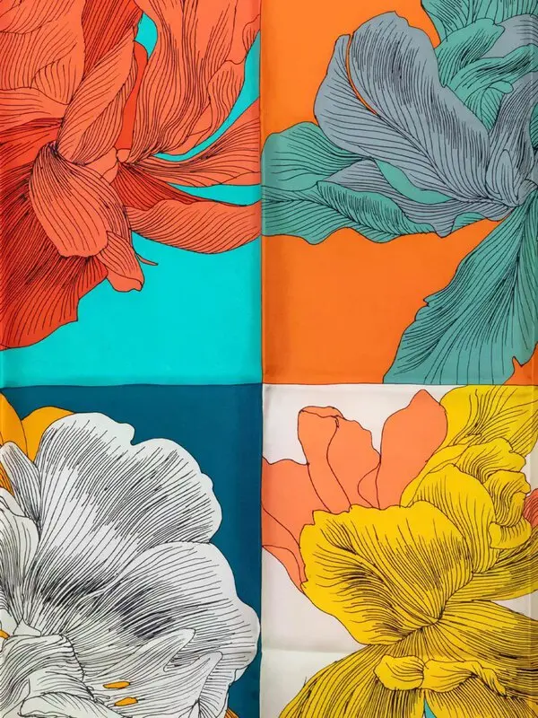 Hermès 1990-2010 Etude Pour Un Iris Arc En Ciel Silk Scarf 90 Scarves - Orange