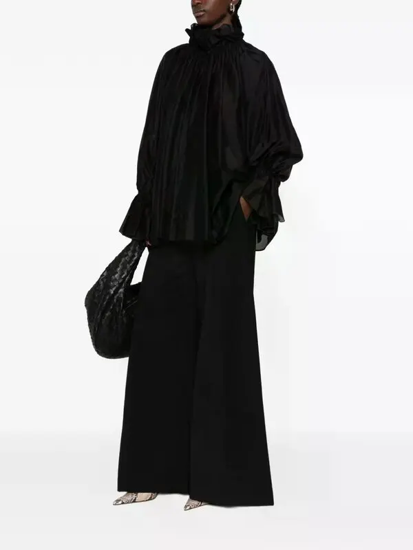 THELATEST Ruffled High-neck Blouse