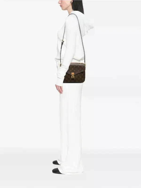 LOUIS VUITTON 2016 Monogram Pochette Metis Satchel