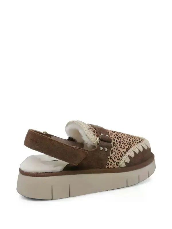 Mou Bounce Clogs