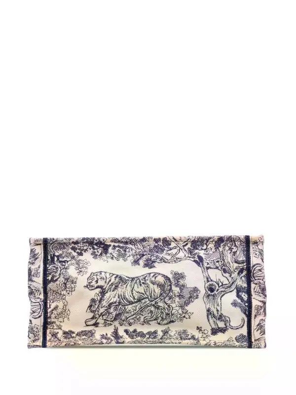 Dior 2019 Medium Canvas Embroidered Dioriviera Toile De Jouy Book Tote Bag - Blue