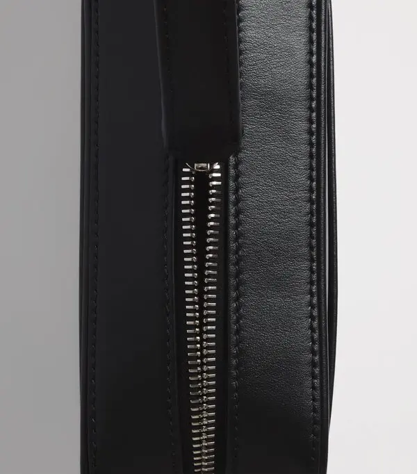 Jacquemus Leather Le Baneto Shoulder Bag