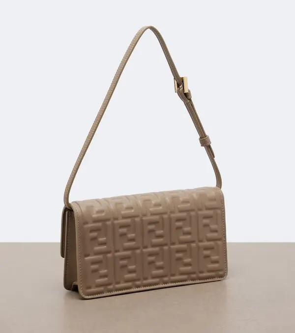 Fendi Tube Ff Leather Wallet On Chain