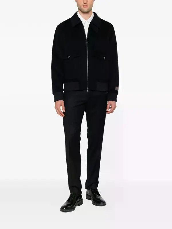 ON THE BUND Zip-up Flap-pocket Jacket