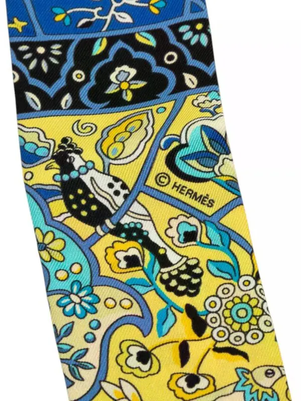 Hermès 2000-2026 Au Pays Des Oiseaux Fleurs Silk Twilly Scarf Scarves - Blue