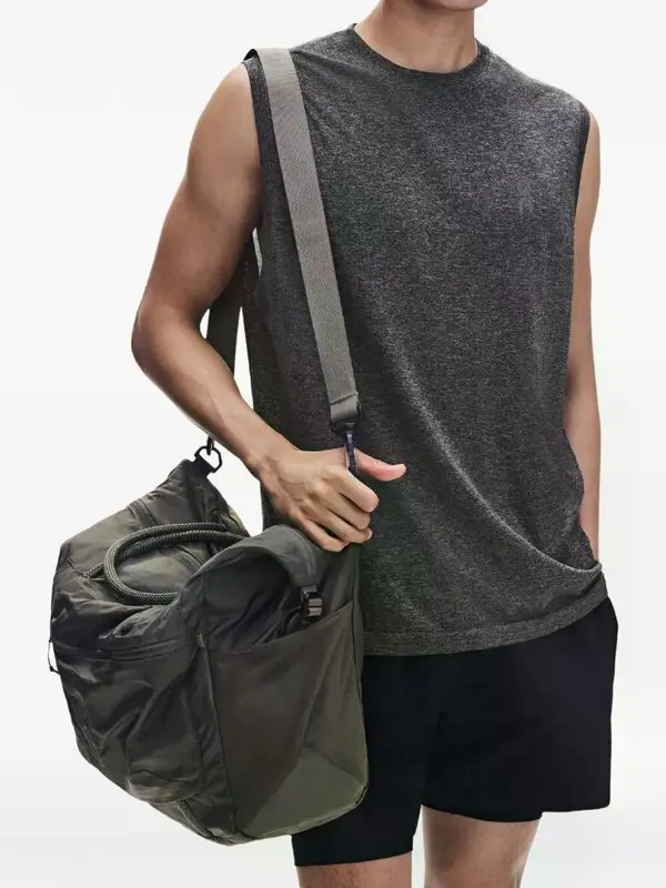 On Train Flex Tank