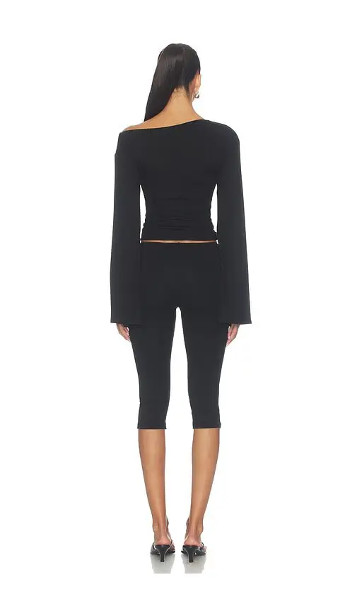 Superdown Charlotte Capri Set In . Also