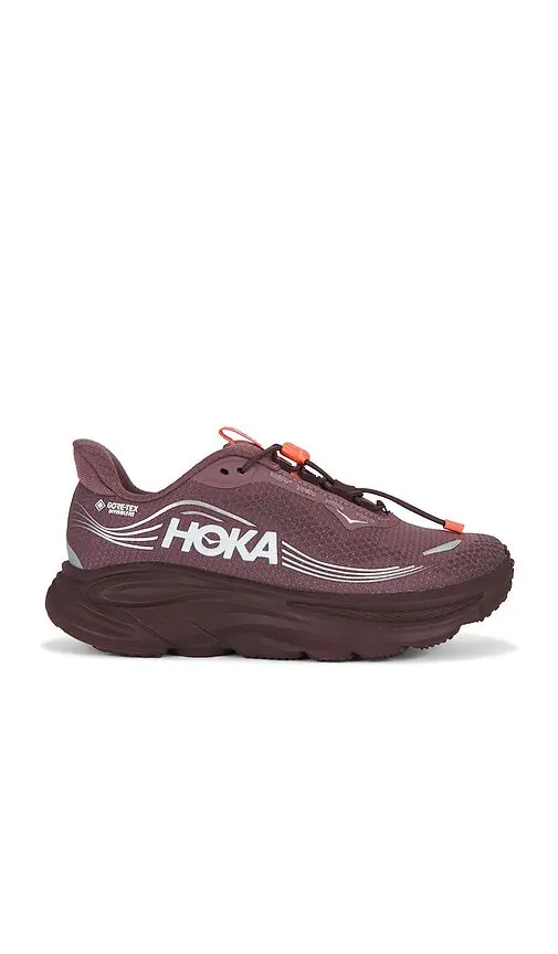 HOKA® Clifton 11 Gtx Sneaker In . Also