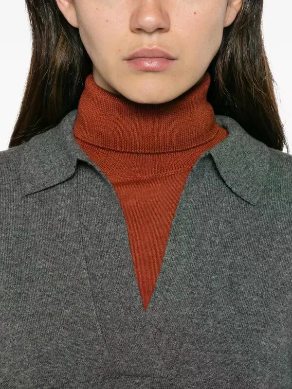 Alpha Studio V-neck Collar Top