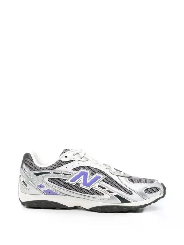 NEW BALANCE 204l Sneakers - Silver