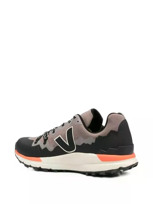 VEJA Fitz Roy Trek-shell Sneakers