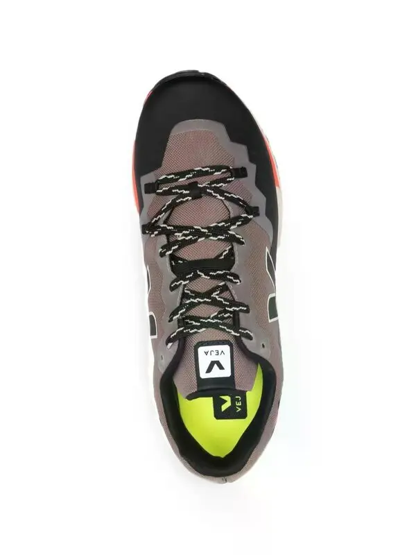 VEJA Fitz Roy Trek-shell Sneakers