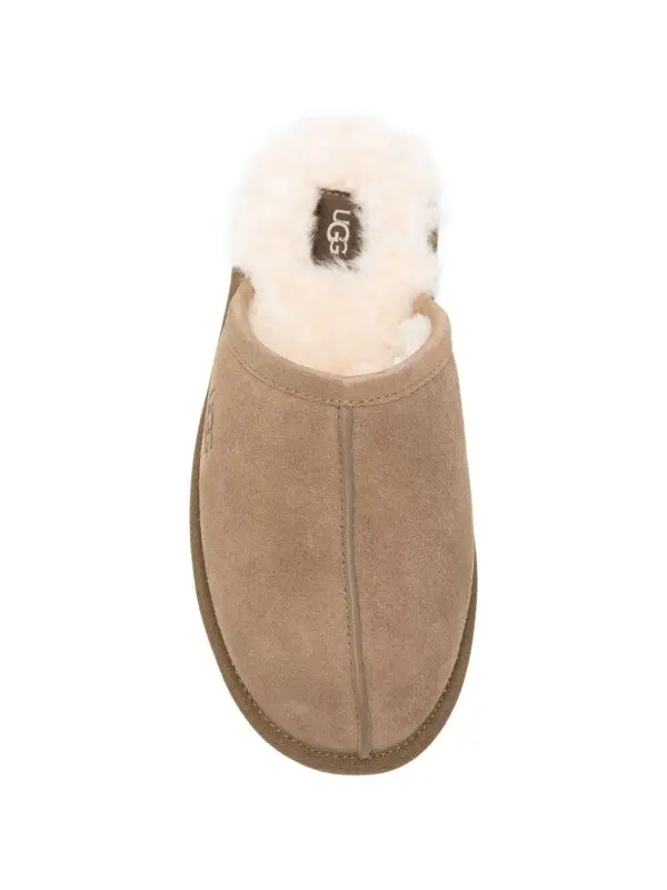 UGG Scuff Slippers - Brown