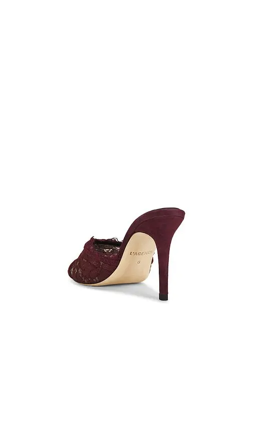 L'Agence Penn Mule In . Also