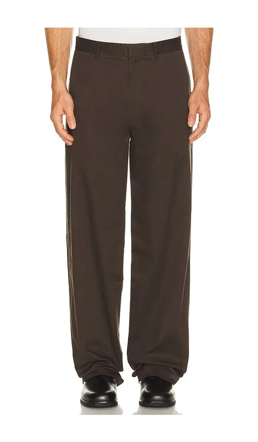 Theory Stretch Chino Pant In . Also