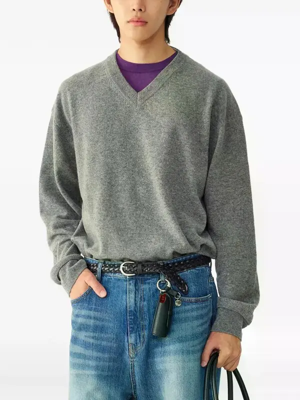 STUDIO TOMBOY V-neck Sweater