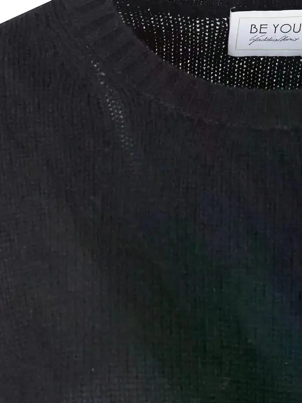 BE YOU Fine-knit Sweater