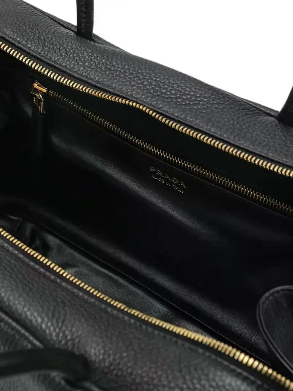 Prada Logo-plaque Leather Shoulder Bag