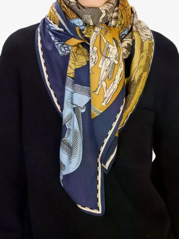 INOUI EDITIONS Archive 130 Carré Scarf