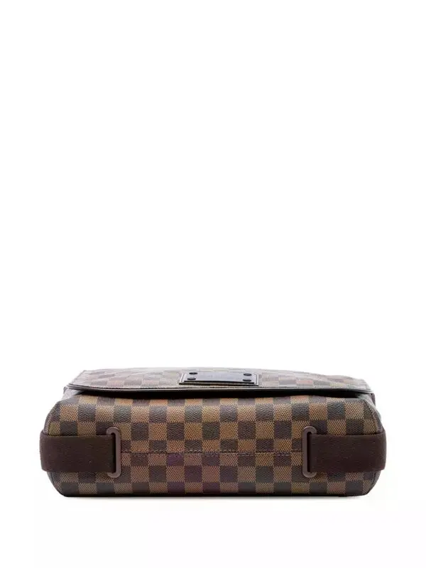 LOUIS VUITTON 2009 Damier Ebene Brooklyn Mm Crossbody Bag