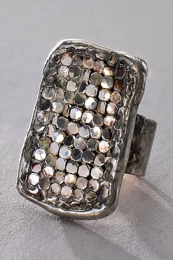 MIKAL WINN Chainmail Ring At - Silver